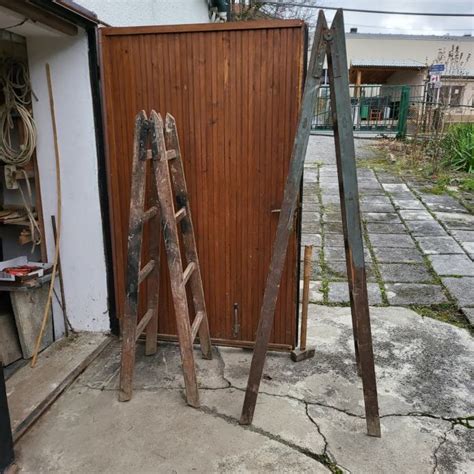 Lestev Lesena Za Slikopleskarje 2 Kos