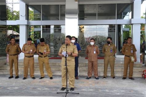 Setda Prov Kalteng Pemprov Kalteng Salurkan Ribu Paket Sembako Bagi Masyarakat Terdampak