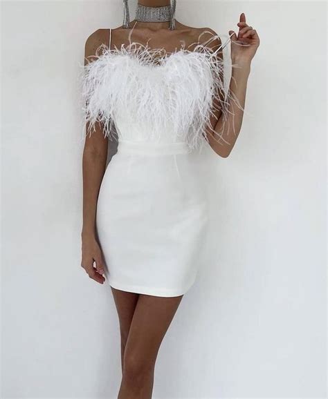 Жіноча святкова сукня — ціна 79 грн у каталозі Короткі сукні Купити жіночі речі за доступною