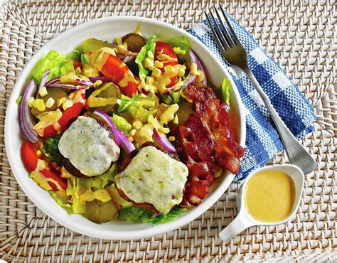 Try Your Summer Cheeseburger Without The Bun Victoria Times Colonist