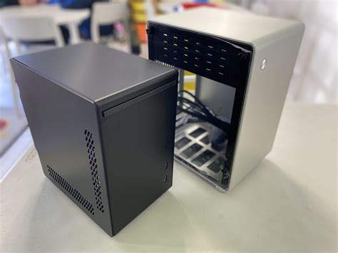 Im Addicted Jonsbo U1 Plus And Lian Li Pc 21b R Sffpc