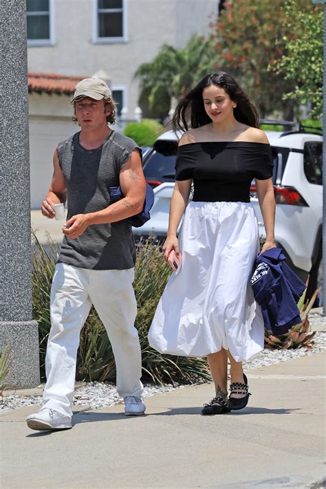Rosalía And Jeremy Allen Whites Full Relationship Timeline