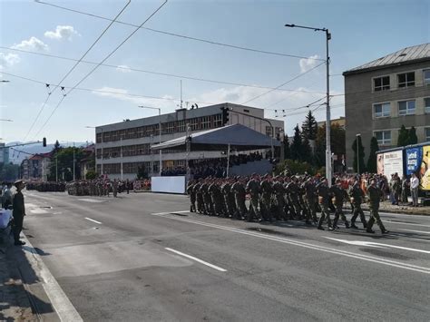 Video Najväčšie Oslavy Snp V Dejinách Slovenska Veľkolepá Vojenská