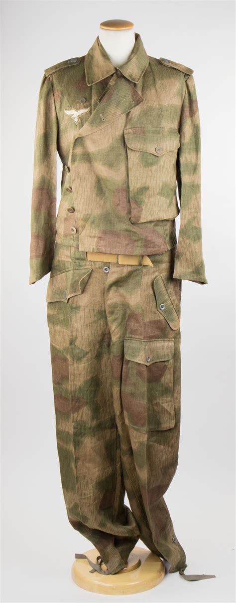 Lot LUFTWAFFE PANZER DIVISION 1 HERMAN GORING PANZER WRAP WITH PANTS
