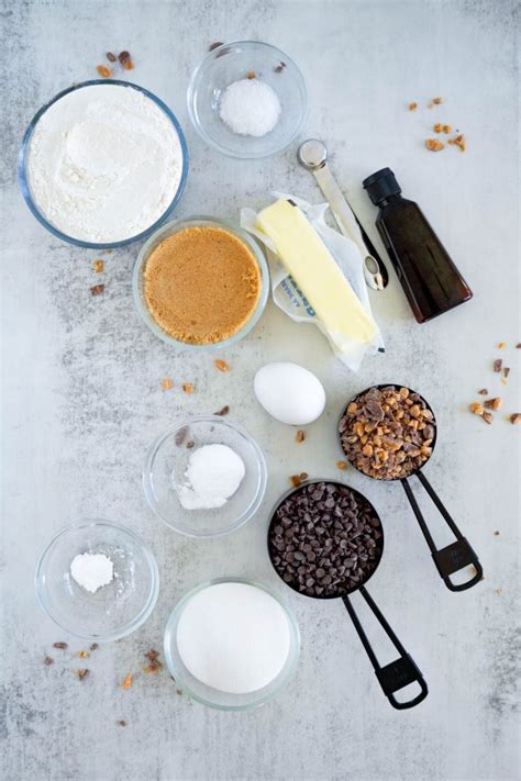 Toffee Chocolate Chip Cookies Ingredients Lemonpeony