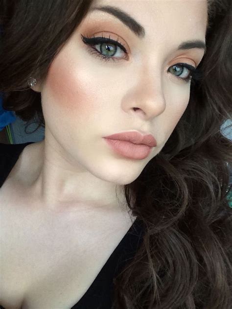 Makeup Tips For Black Hair And Fair Skin Makeup Vidalondon Beauty