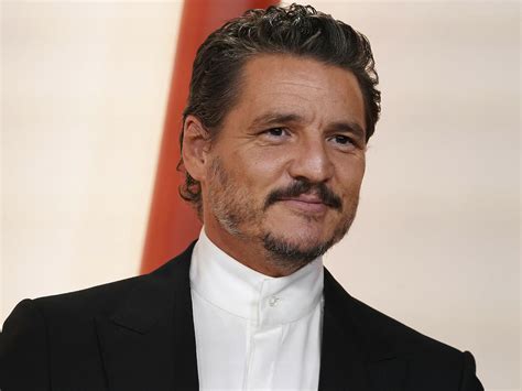 Pedro Pascal Wiki Biography Age Career Height Girlfriend Images