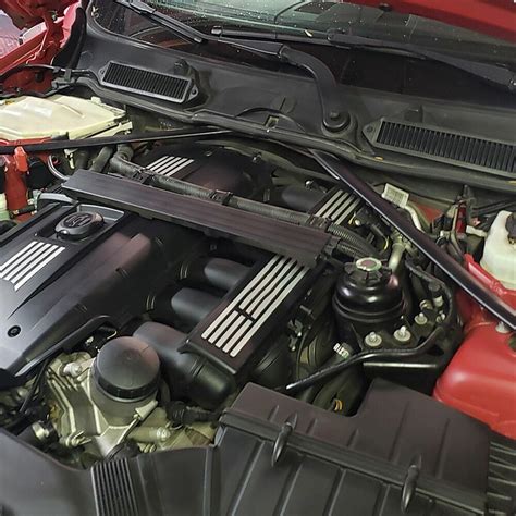 Black Cowl Filters For Bmw E Chassis E82 E88 E90 E91 E92 E93 X1 335i