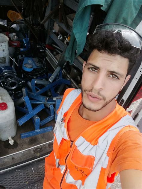 zakariya maazouzi on linkedin work time