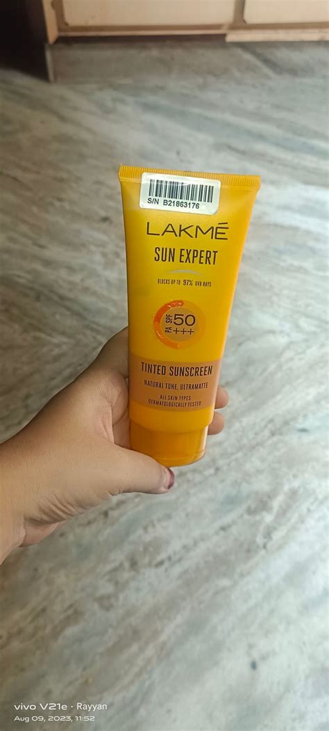 Lakme Sun Expert Tinted Sunscreen 50 Spf 100 Ml