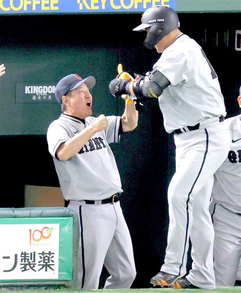 【巨人】原辰徳監督、中田翔の代打2ランに「劇的なすばらしいホームラン」 スポーツ報知