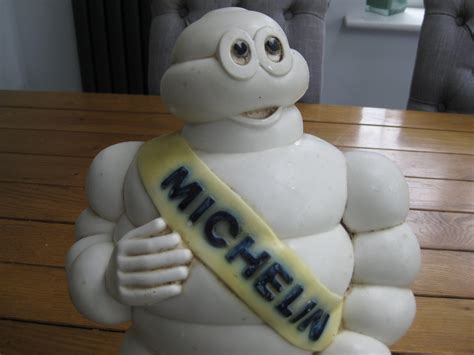 Mr Bidendum Original 18” Michelin Man With Brackets 733aco Auto