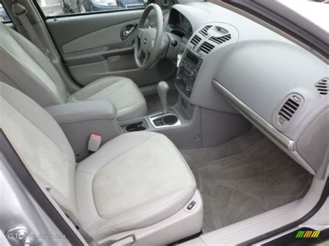 Gray Interior 2004 Chevrolet Malibu Lt V6 Sedan Photo 72958017