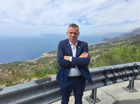 Ćipe Iz Plenkovićeva Dvorišta Uništio Si I Raselio Rodni Otok što Onda Mogu Drugi Krajevi Rh