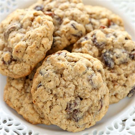 Soft And Chewy Oatmeal Raisin Cookies