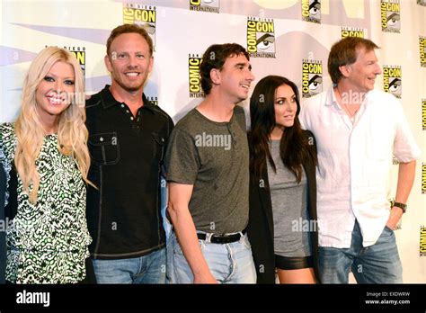 Tara Reid Ian Ziering Anthony C Ferrante Cassie Scerbo Und Thun