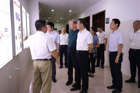 自治区人大常委会专题调研组到我院调研 广西大学资源环境与材料学院
