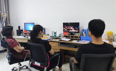 电气工程系组织开展向“新乡师德先进群体” 学习活动 洛阳铁路信息工程学校