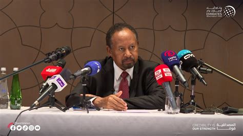 خلال مؤتمر في أبوظبي عبدالله حمدوك السودان يمر بظرف عصيب ووضع كارثي