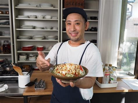 野菜中心でもがっつりウマい！きじま式新感覚サラダ＆なめこ炒め【きじまりゅうたのスーパーさんぽ4】 Macaroni