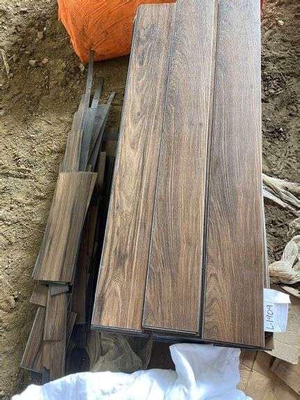 Laminate Flooring Yac Auctions