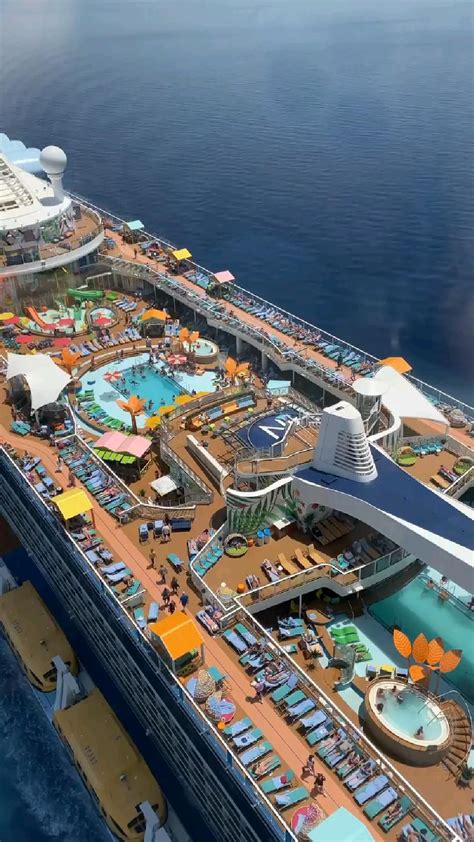 Amazing This Is The Biggest Cruise Ship In The World Artofit