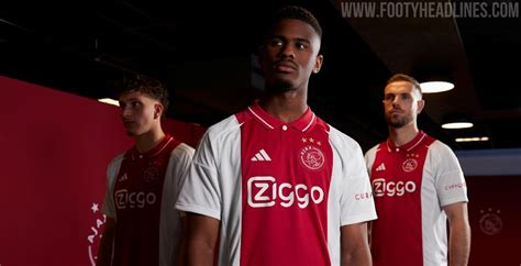 Ajax Footy Headlines