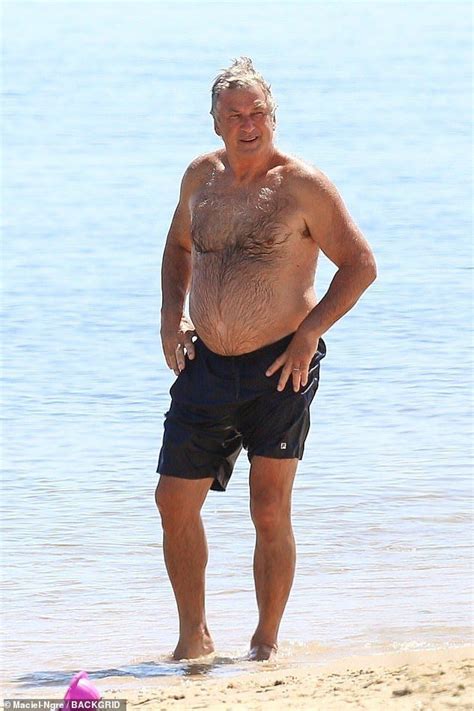 Pin On Alec Baldwin Candid Pictures