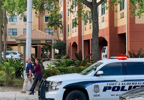 Man Who Shot Cop Killed In Gunfire After Calling 911 From Fort