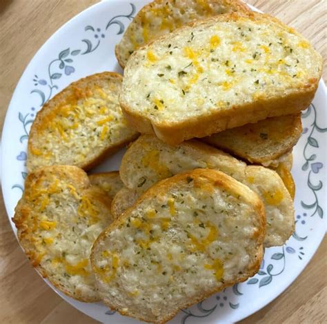 Frozen Garlic Bread Texas Toast In Air Fryer