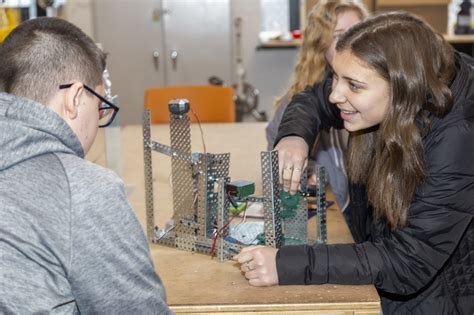 one8 applied learning hub