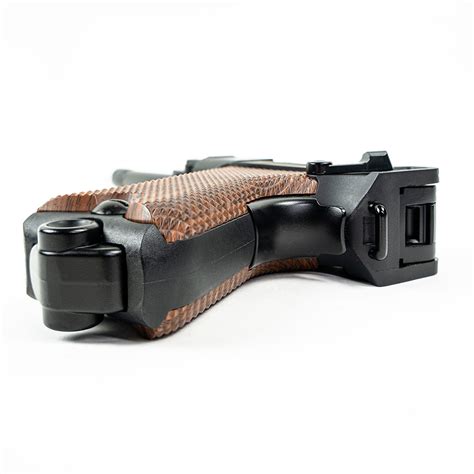 Luger P08 Shell Ejecting Pistol Laser Orbeez Gun