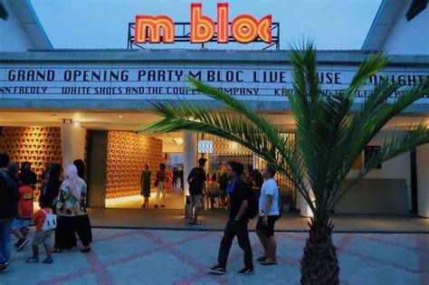 M Bloc Space Ruang Terbuka Tempat Muda Mudi Nongkrong Dan Berkreasi