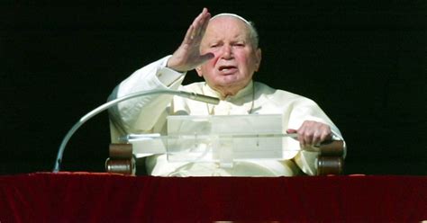 Włosi zaniepokojeni zachowaniem papieża Franciszka Wspominają chorobę Jana Pawła II Wiadomości