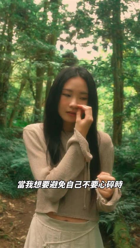 Skrpresents 陶山音樂 陳忻玥【v】專輯同名演唱會 ｜演出時間｜ ＋ 20250621（六）20：00＋（入場19：00） ＋ 20250622（日）14：00＋ （入場