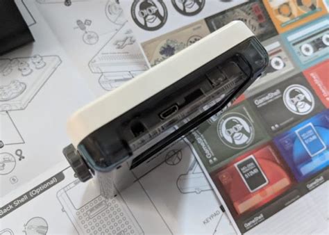 Gameshell Modular Diy Handheld Game Console Unboxing Assembly And First Look Liliputing
