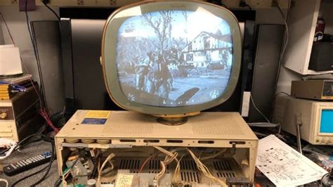 Fallout 4 Playing On This Fallout Style Tv Just Made Our 2018