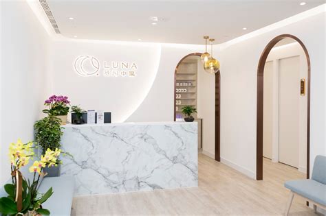 香港骨科及手法治療中心 Hk Orthopaedic And Clinical Myotherapy 【健康好醫事】做錯深蹲姿勢 傷腰膝！ ☀