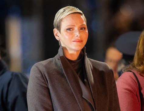 Opnieuw Zorgen Om Prinses Charlene Die Zich Volledig Op Haar Geloof