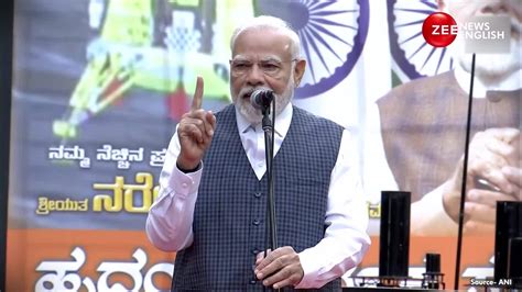 PM Modi Lauds ISRO Scientists For Historic Chandrayaan Feat Says Jai Jawan Jai Kisan Jai