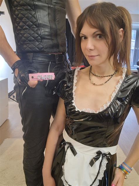 Sissy I Am Going To Earn That Collar 🩷🥵 Facebook