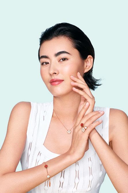 Van Cleef And Arpels Envisions Paradise With Its Treasure Island High Jewellery