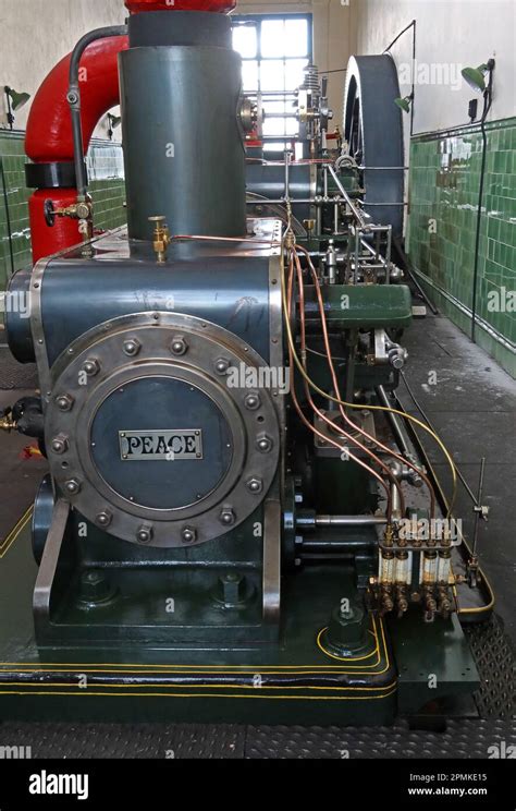 Peace The Victorian Steam Engine Powering Queens Textile Mill Queen Street Harle Syke