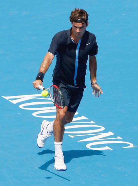 Photo Study Of Roger Federer S Backhand