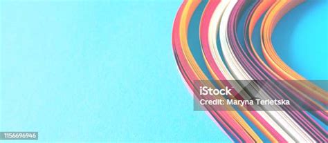 주황색 부르고뉴 및 흰색 줄무늬가있는 추상적 인 파란색 배경 기하 도형에 대한 스톡 사진 및 기타 이미지 기하 도형 단일 이미지 밝은 빛 Istock