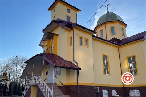 10 церков мікрорайону Пасічна Інформатор Івано Франківськ