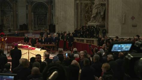 Thousands Pay Tribute To Ex Pope Benedict Xvi At Lying In State