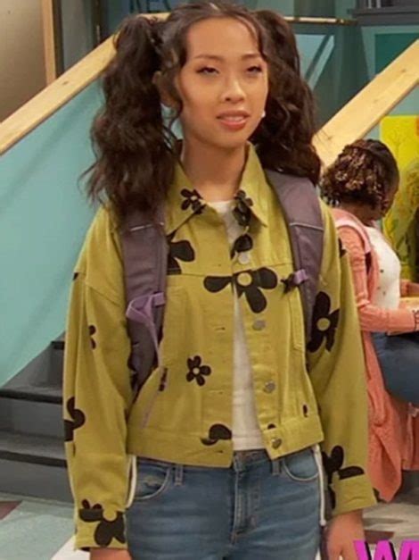 Ravens Home S06 Emmy Liu Wang Green Floral Jacket