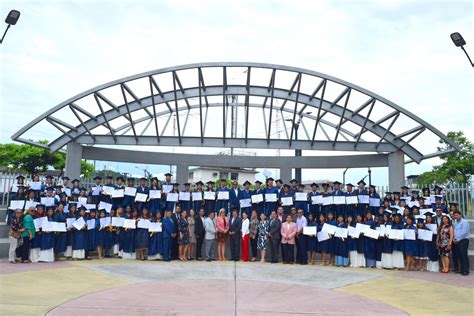Univer De Guayaquil On Twitter La Facultad De Ciencias