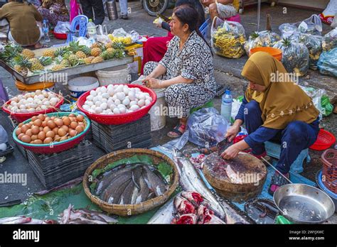Cambodia Phnom Penh Prampi Makara District Orussey Market Stock